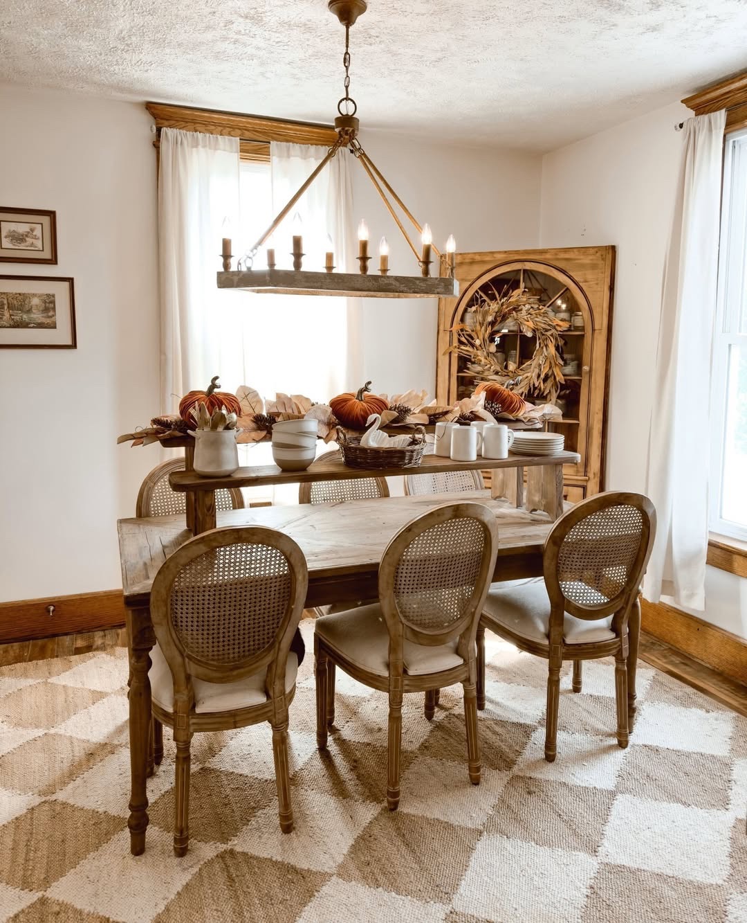 25 Stylish dining table ideas – That trendy design